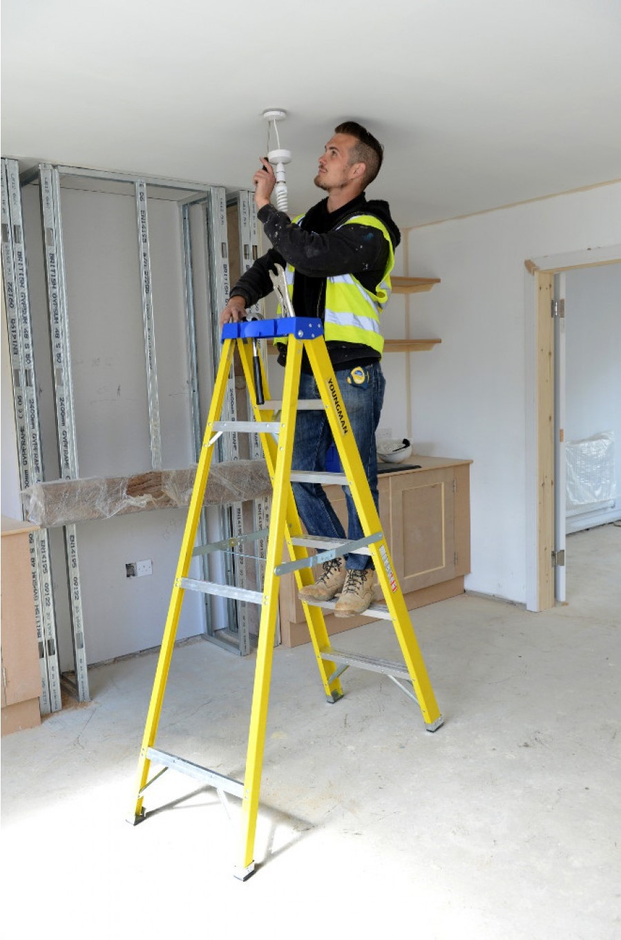 Ladders & Steps – Aluminium Access Products Ltd